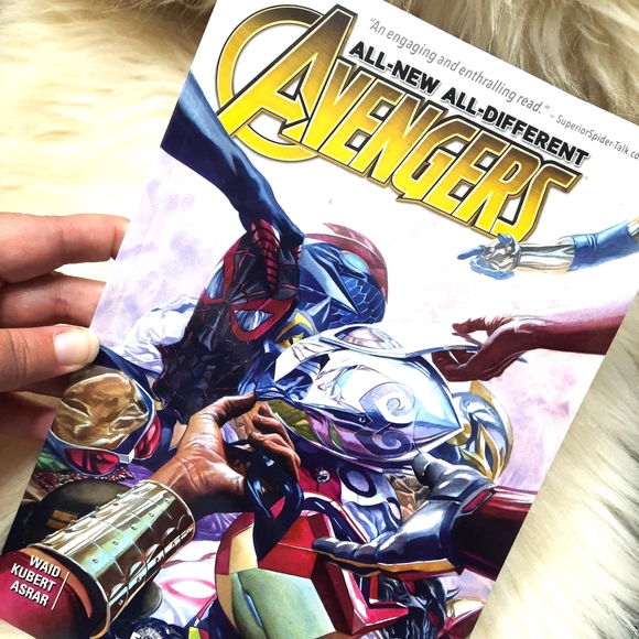 Marvel | Other | Marvel New Avengers Family Business Comic Book | Poshmark